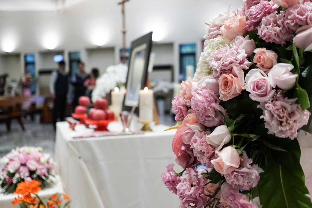 Traditional Burial Services | Slater Funeral Home
